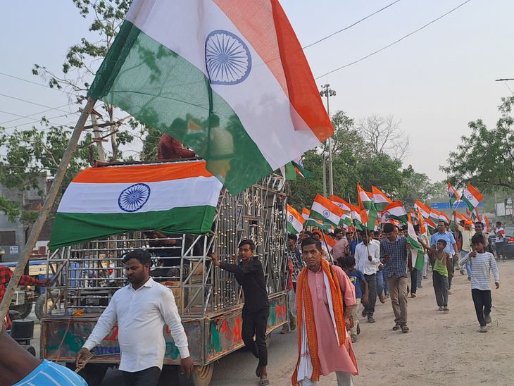 Celebration in Misrikh on the success of Army's Operation Sindoor ...