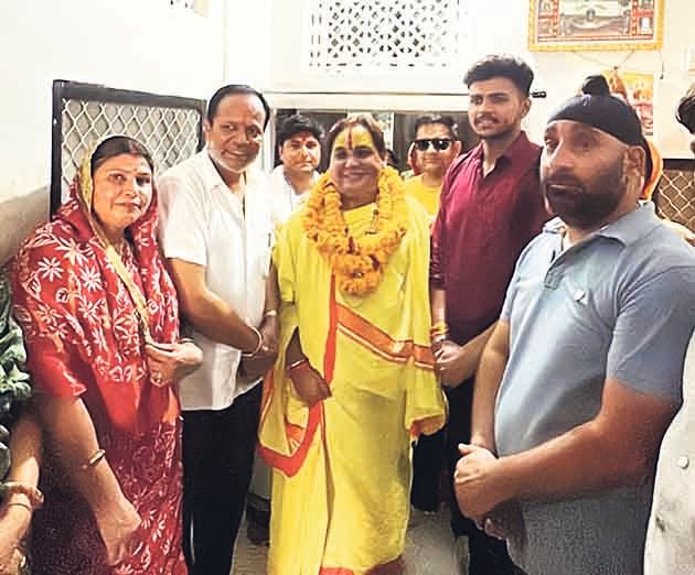 Swami Padma Narayanacharya arrived in Beawar, devotees welcomed him ...