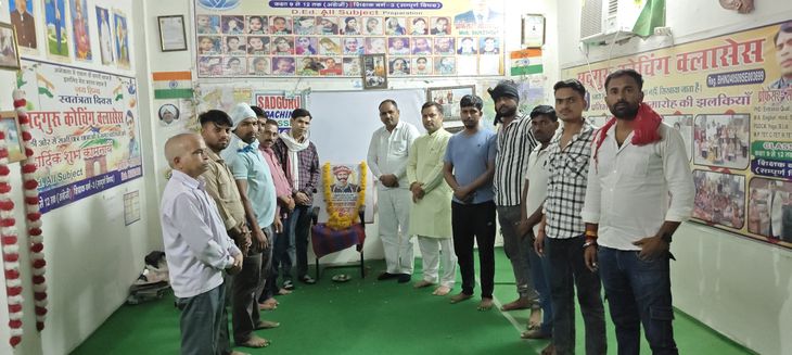 Tribute paid to Subedar Malhar of Holkar family on his death ...