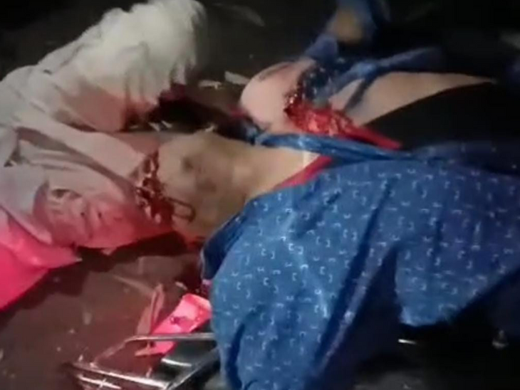 Agra.....three people buried under a tree in a strong storm | तेज आंधी ...