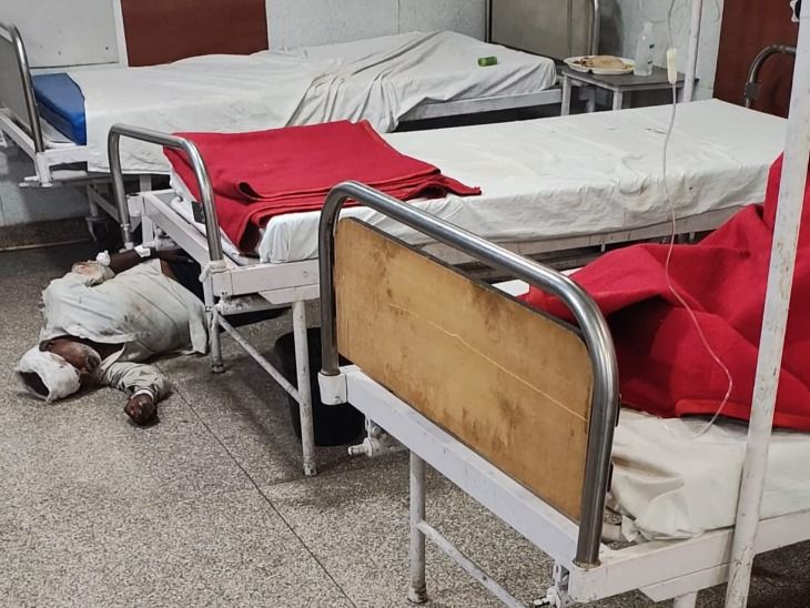 UP - Lucknow - Shyama Prasad Civil Hospital Video Viral - Admitted Old ...