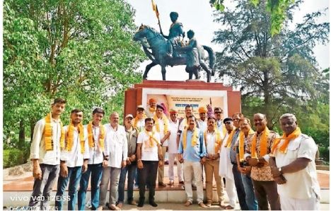 Panchamrit Abhishek in the historical cave near Rakt Talai, worship of ...