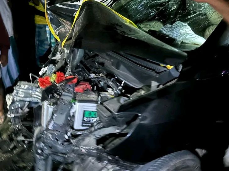 Road accident at 2 different places in Kishanganj | किशनगंज में 2 अलग ...