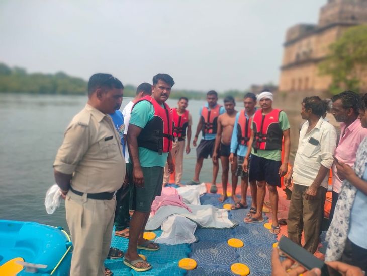 A young man drowned in Kanchana Ghat of Orchha | ओरछा के कंचना घाट में ...