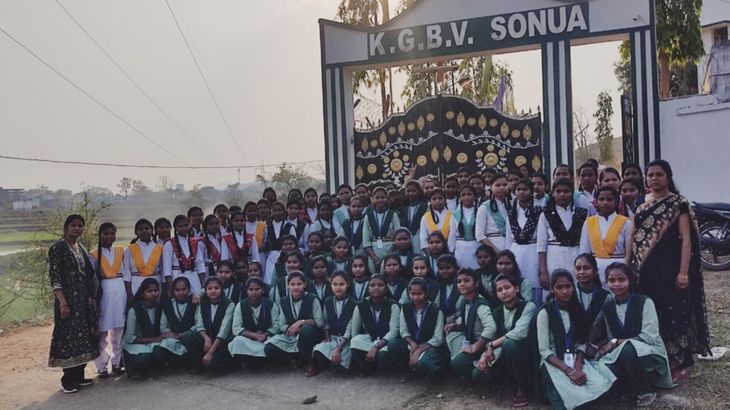 All 49 students of Kasturba School Sonua passed in first division ...