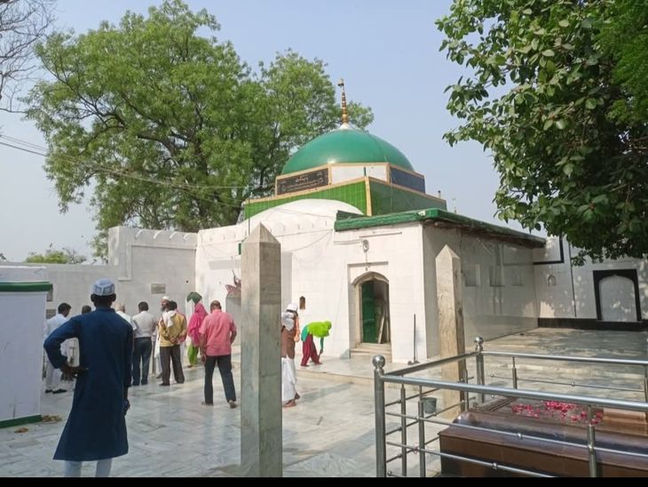 Nauchandi Fair at Bhianv Dargah | भियांव दरगाह पर नौचन्दी मेला: हजरत ...