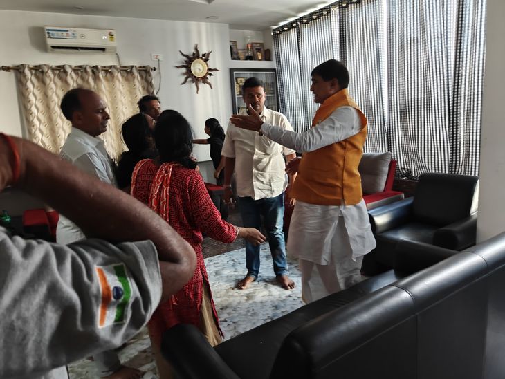 An atmosphere of grief and anger after the murder of two eminent people ...