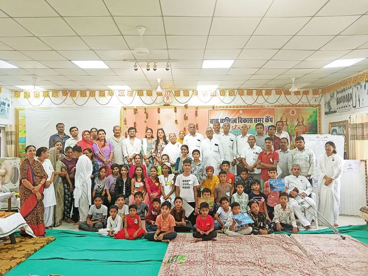 Rakshitha was the winner in story shagun and drawing, fancy dress and ...