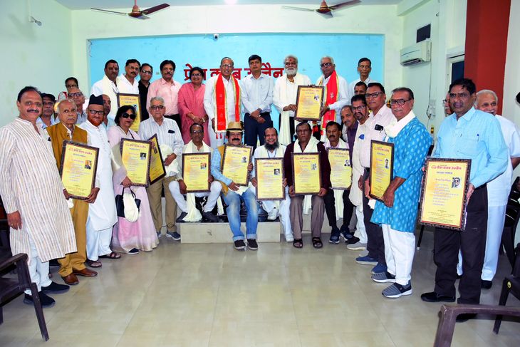 Whoever comes out of the room of Kajal safely, he deserves respect ...