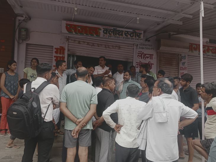 Locks of three jewelers' shops broken in Nadbai | नदबई में तीन ज्वेलर्स ...