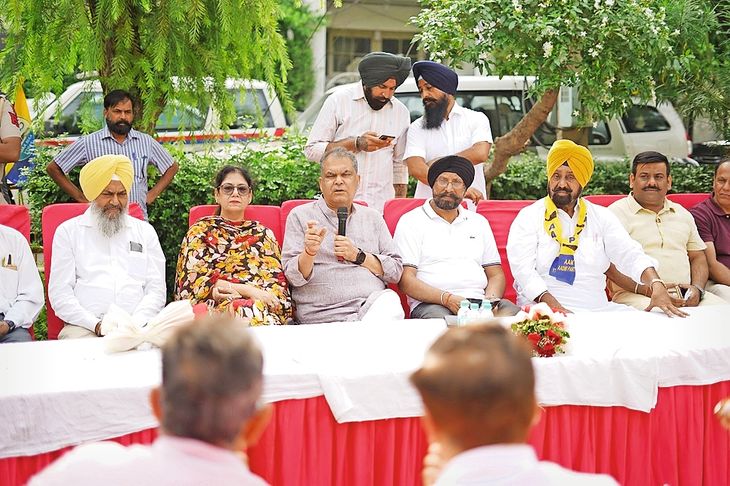 Arora presented his report card and said- I will make Ludhiana an ideal ...