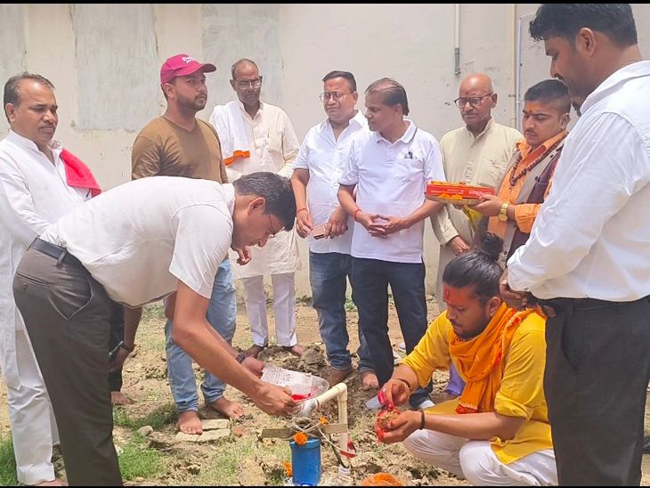 Inauguration of submersible water facility in Nautanwa Tehsil complex ...