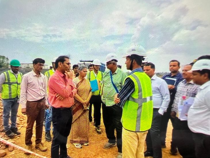 The central team inspected the Hanota drinking water scheme | केंद्रीय ...