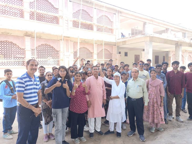 The children of Intake's 'English Bolo Club' learnt about the operation ...