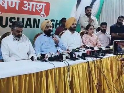 Ludhiana Former MLA attacks AAP candidate | लुधियाना में पूर्व विधायक ...