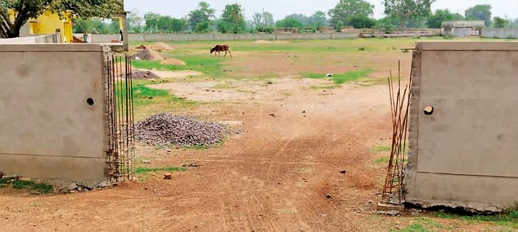 Completing the work is a challenge... Delay in construction of outdoor ...