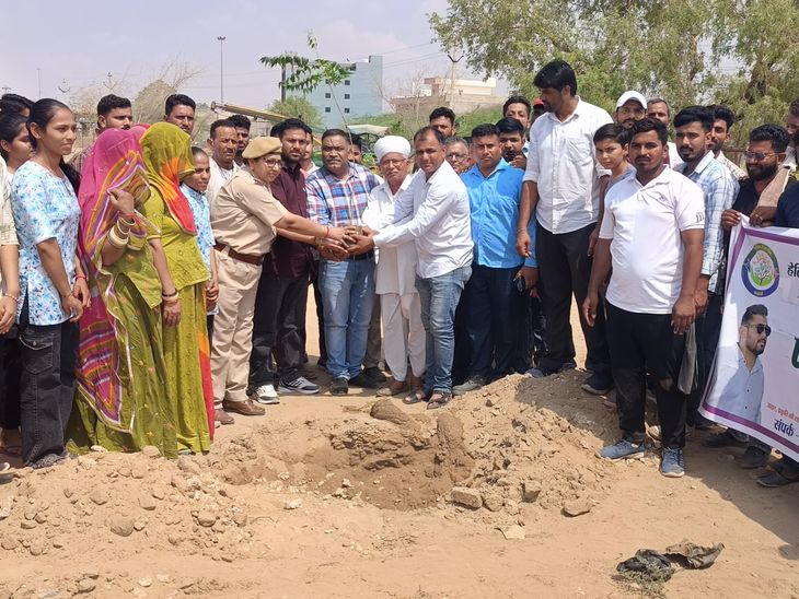 151 plants will be planted in the women police station premises in Phalodi | पर्यावरण संरक्षण की ...