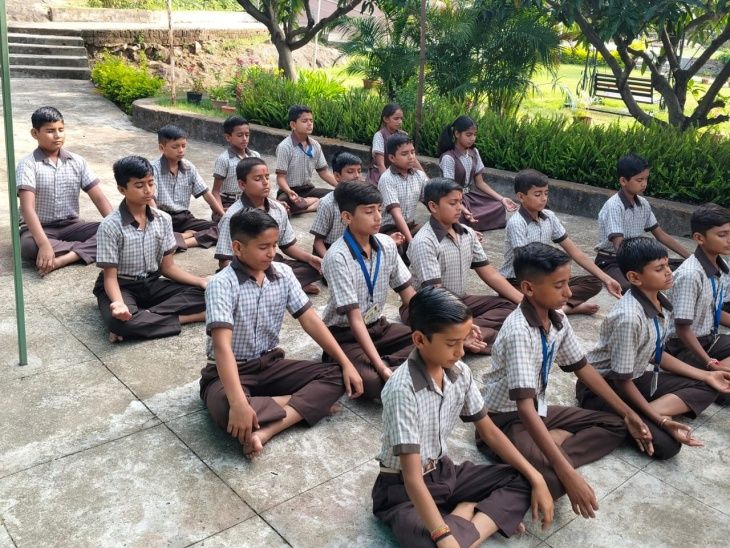 5 day yoga week starts at BAPS Swaminarayan School Mount abu Rajasthan