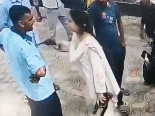 Ariba, who pointed a gun at the petrol pump worker, reached Hardoi