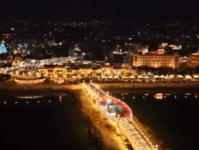 The new bridge of Mahakal temple was opened from one side | महाकाल ...