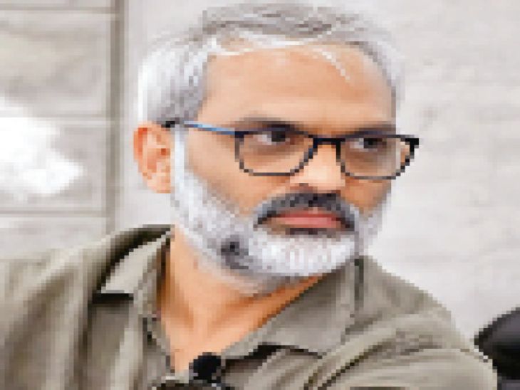 Bhopal's Sushil Shukla received this year's Children's Literature Award