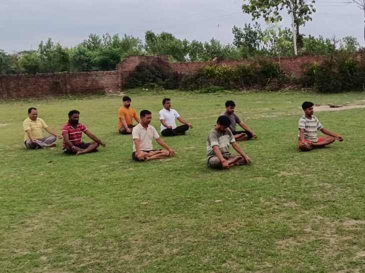 Enthusiasm in Babaganj of Bahraich on International Yoga Day
