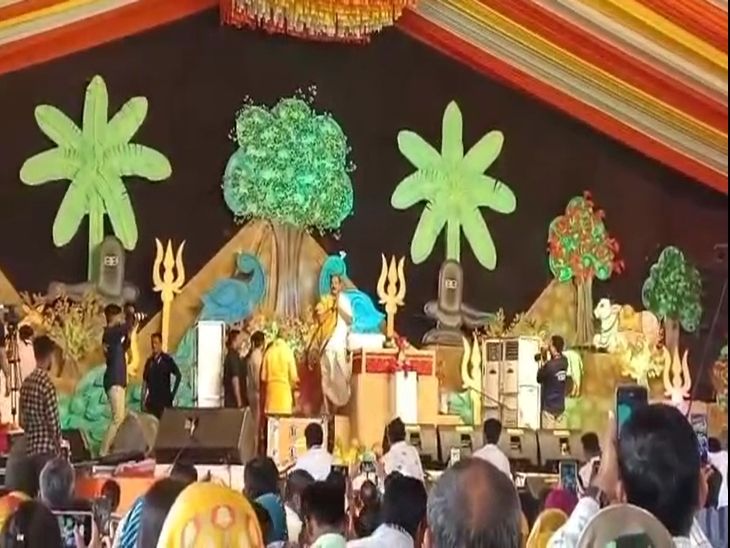 Fourth day of Shiv Mahapuran in Nikum village of Durg