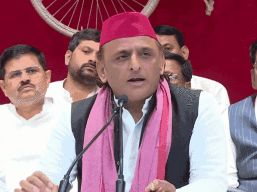 Akhilesh Yadav Vs BJP; Etawah Yadav Kathavachak Controversy | Samajwadi Party | अखिलेश बोले ...