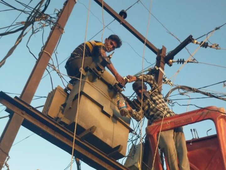 Electricity service restored in Dudhi Bazar | दुदही बाजार में बिजली ...