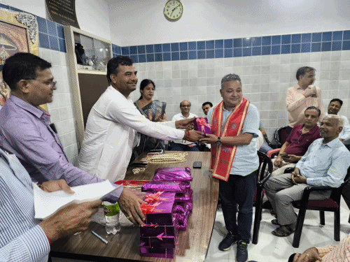 Doctors and CAs honored in Behror | बहरोड़ में डॉक्टर्स और सीए का ...