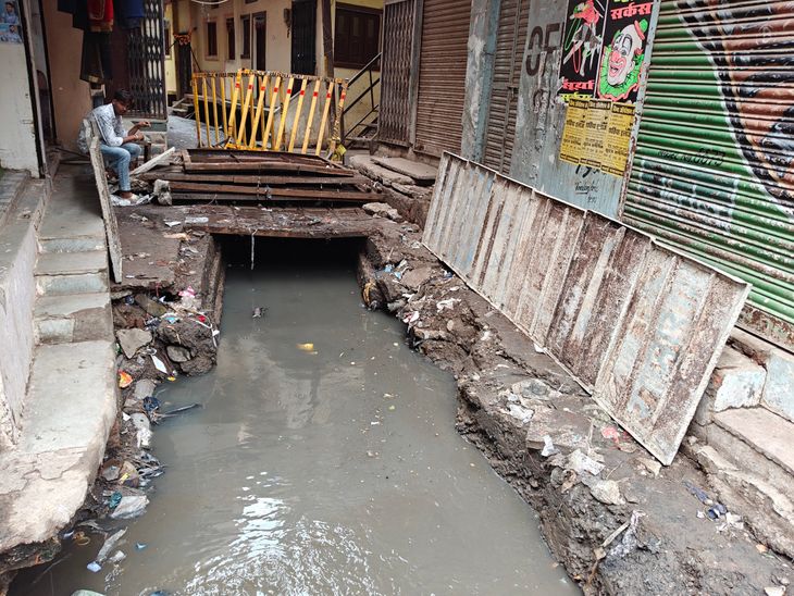 Main Nala Chowk from Budhwara to Jummapura in Ashta | आष्टा में बुधवारा ...
