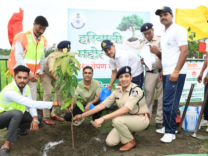 Planting of 350 saplings in Sehore Police Line