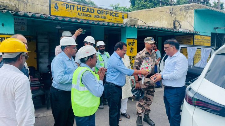 CCL's Director Technical P&P and Headquarters GM visited Dhori | सीसीएल के निदेशक तकनीकी पीएंडपी ...