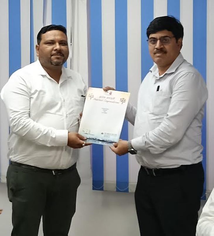 321 officers got promotion, certificates were distributed | 321 अफसरों ...