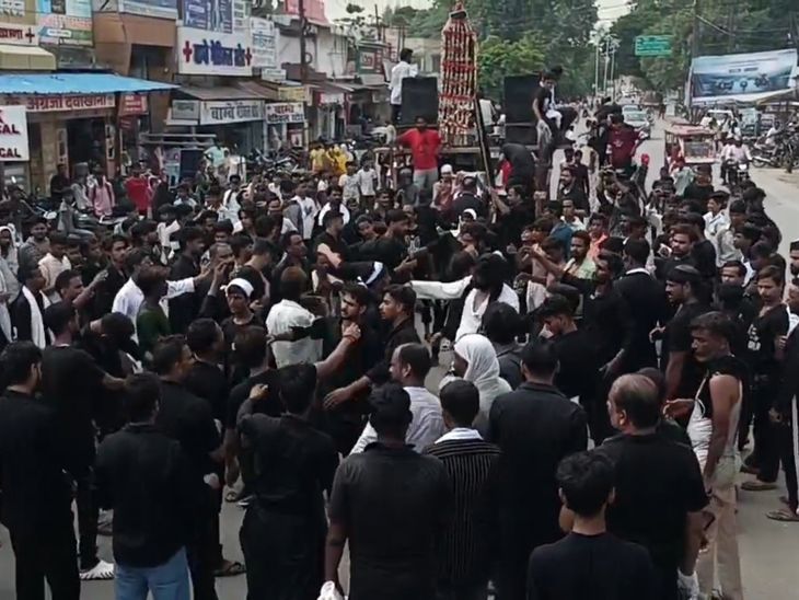 Tajia procession took place in Hardoi on the occasion of Moharram Moharram