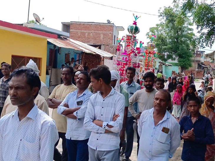 Tajia procession took place on the occasion of Moharram in Mati | माती ...