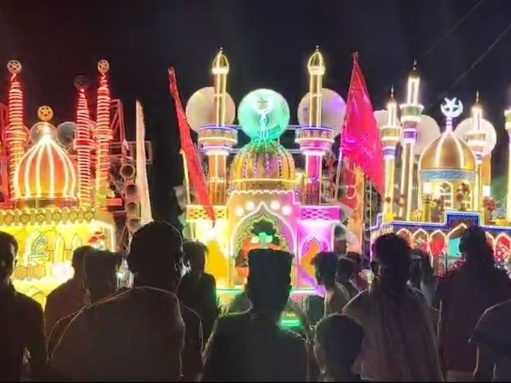 Muharram procession took place in Rupaidiha | रूपईडीहा में मोहर्रम का ...