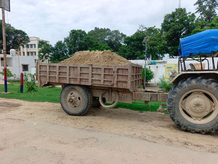 Haidergarh SDM took action | हैदरगढ़ एसडीएम ने की कार्रवाई: रात में खनन ...