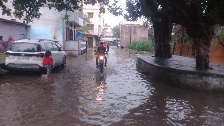 The roads of Beawar city became ponds in 3 hours of rain | 3 घंटे की ...