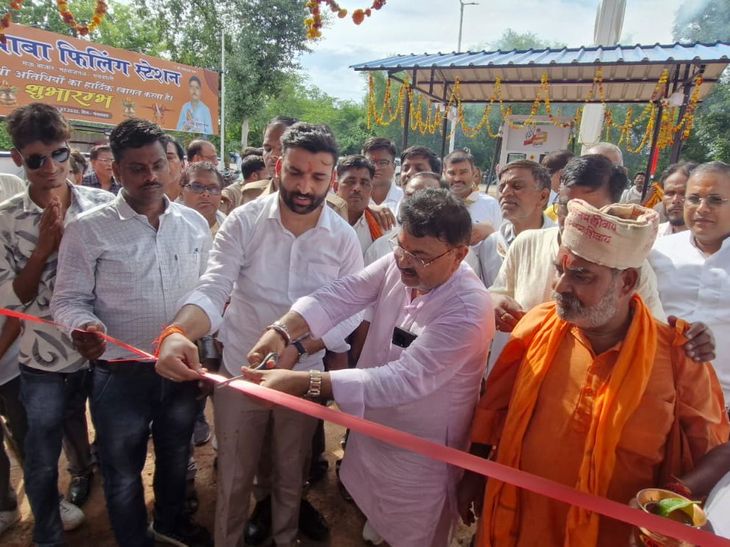 New petrol pump opened in Mau | मऊ में खुला नया पेट्रोल पंप: राज्य ...
