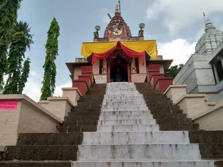 On Guru Purnima, a grand puja will be held at the Nityananda Ashram in Dhar | गुरु पूर्णिमा पर ...