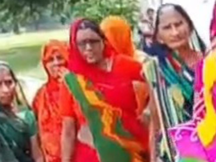 Demolishing the old Chak Road in village Gothav and constructing a new ...