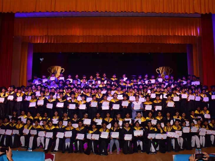 Meritorious student felicitation ceremony at Lucknow Public School