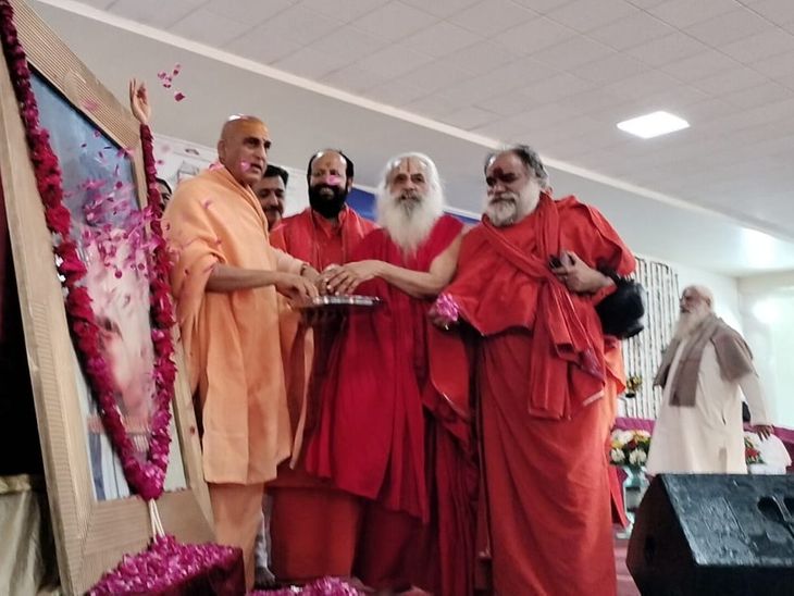 Saints' gathering on the 31st death anniversary of late Shiv Kumar ...