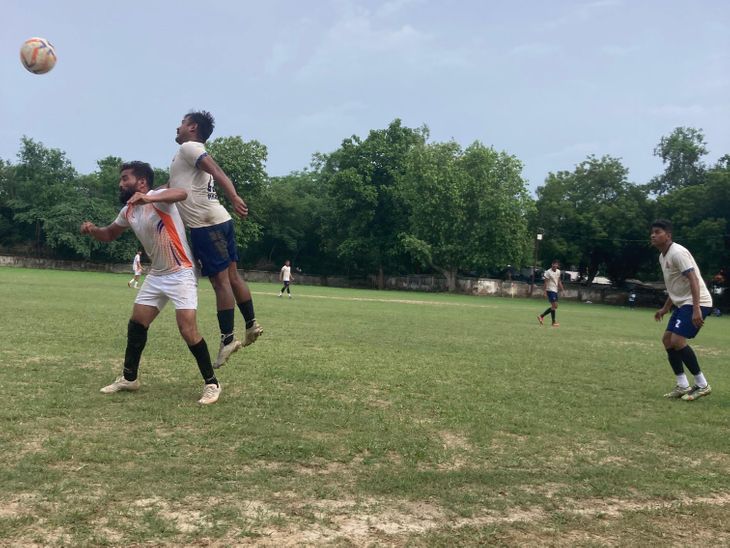 UP Police beat Lucknow United 1-0, Young Blood beat Old Gold 2-0 | मेमोरियल जिला फुटबॉल लीग ...