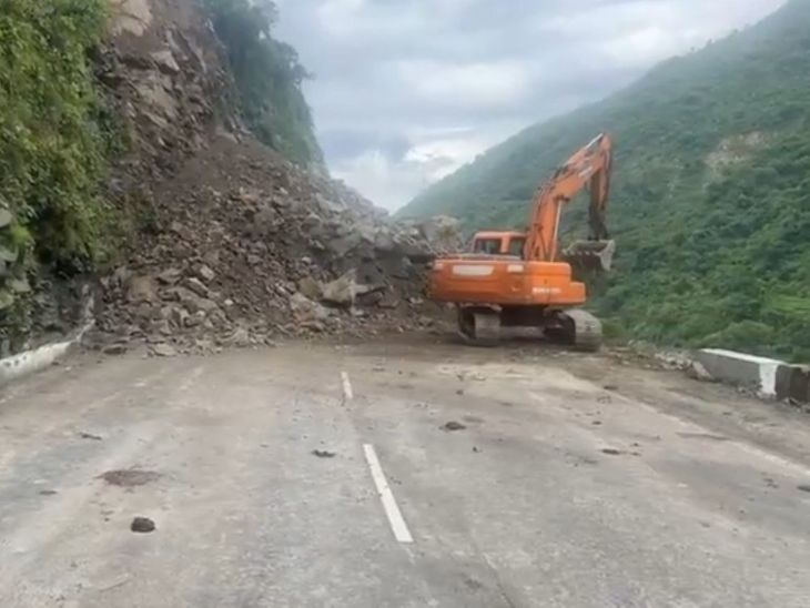 Mandi Pandoh Dam Landslide Chandigarh Manali Highway Blocked | Update ...