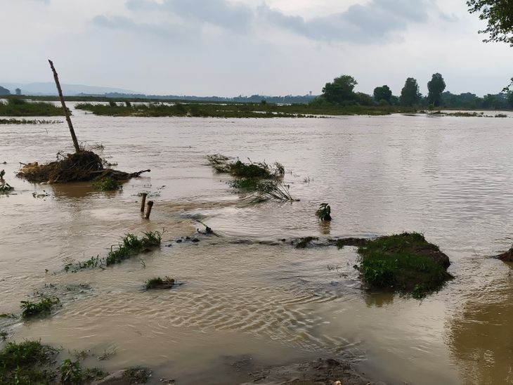 Sakri river flooded after 15 years | सकरी नदी में 15 साल बाद आया उफान ...