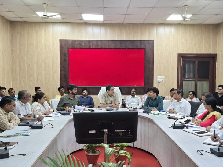 Preparation for UPPSC Review Officer Exam in Mathura | मथुरा में ...