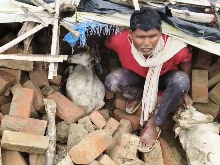 20 hours of rain causes devastation in Bindki | बिंदकी में 20 घंटे की ...