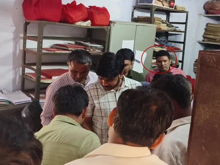 ACB raided Bansur Tehsil office | बानसूर कानूनगो रिश्वत लेते ट्रैप ...